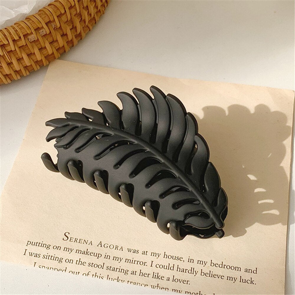 Leaf-shaped Hair Claw Clip - Buy 1 Get 1 Free with Code "MAGIC ...