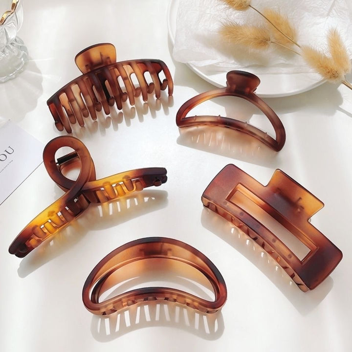 Hair Claw Clips - Stylish & Functional Hair Clips for Every Hair Type ...